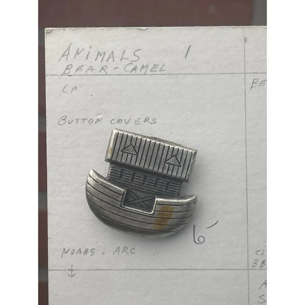 American Vintage | Office | Buttons Lot Of 6 Vintage Animal Noahs Ark ...